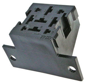 Relaissockel mit zwei Schraublaschen in KFZ-Elektrik > Kabelschuhe ...